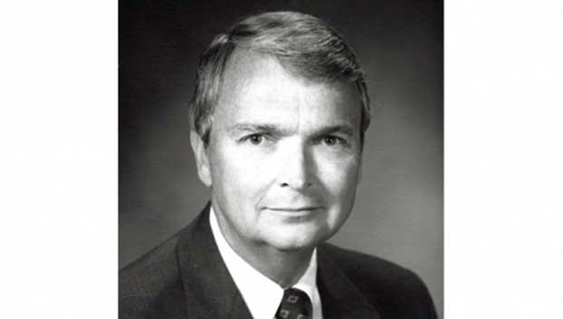 Vaccine advocate, longtime Mississippi public health officer Alton Cobb ...