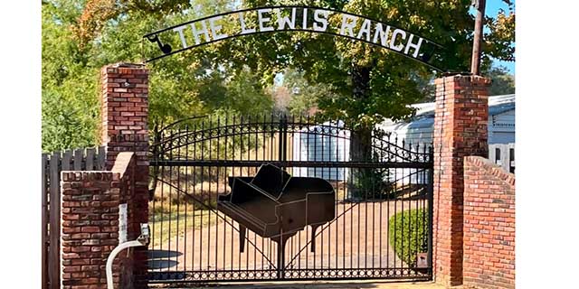 Jerry Lee Lewis’ Mississippi ranch to open to public; fans can walk where the Killer walked ...
